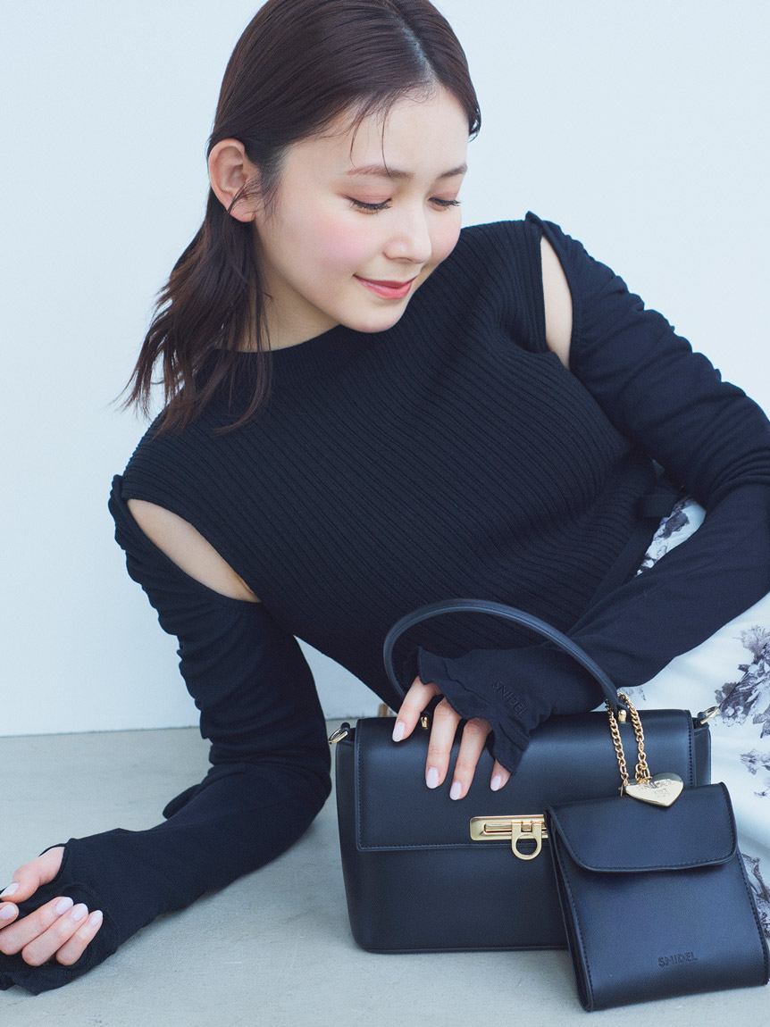 【MASH STORE限定】ポーチチャーム付きUVカットアームカバー/ハンドウォッシャブル(その他)｜アクセサリー｜SNIDEL(スナイデル)の通販サイト 【公式】